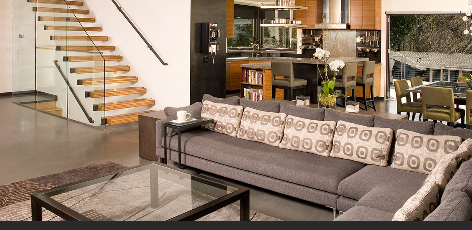 Reynolds – Ainslie-Davis Construction